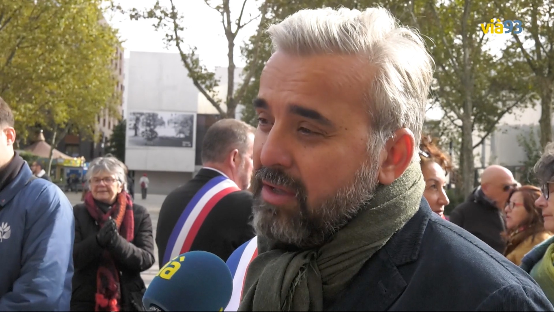 Hommage au professeur Dominique Bernard, réaction du député Alexis ...